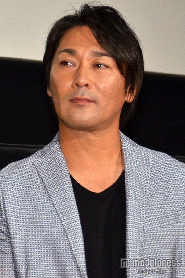 元木大介の妻・大神いずみ、長男＆次男顔出しの4ショット公開「わーい家族写真」 | NewsCafe