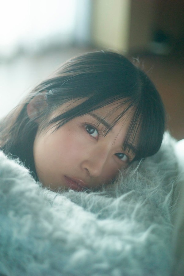 “AKB48次世代エース”佐藤綺星、1st写真集決定 自身初の水着＆ランジェリーショットも【コメント】 | NewsCafe